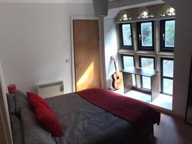 Crookes Valley Road, Sheffield, 1 Bedroom Flat