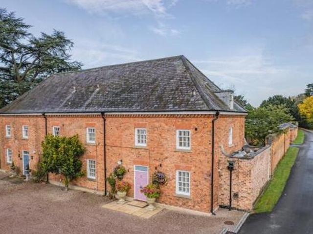Croome D´abitot, Severn Stoke, 4 Bedroom Semi detached