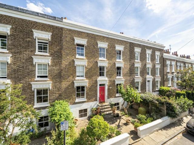 Crooms Hill Grove London SE10 4 bed terraced house to rent £4,750 pcm £1,096 pw