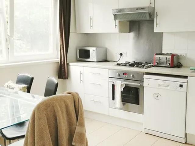 Cropley Court, Cropley Street, De Beauvoir Town, Hackney, N1 7HJ, United Kingdom | 3 bed apartment for rent #167070283 | Rentberry