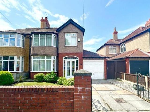 Crosby, Brentwood Avenue, Liverpool, 3 Bedroom Semi detached