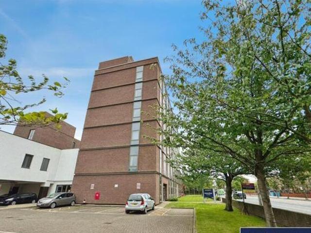 Crosby Gardens, Crosby Road North, Studio Apartment For