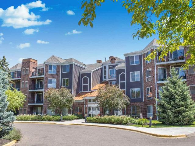 Crosby Pointe Apartments 1 Bedroom Apartment for Rent at 1115 Elway St, St. Paul, MN 55116 West Seventh