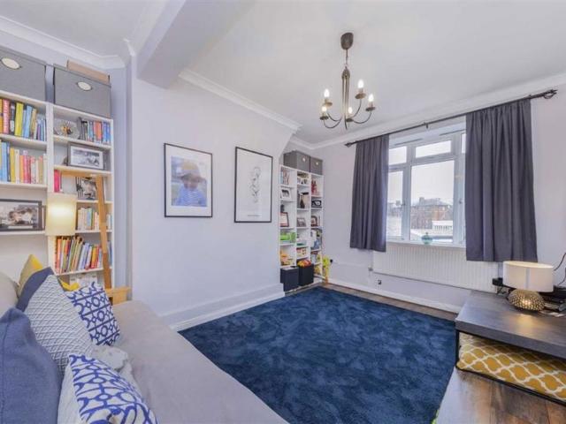 Crosby Row, SE1, London