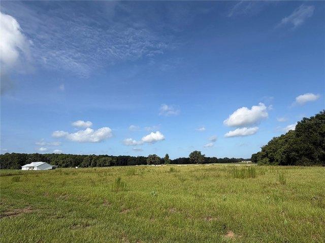 Cross Country Blvd, Altoona, FL 32702