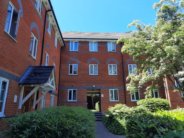 Cross Court Upper Marsh Lane, Hoddesdon EN11, 2 bed detached house to rent, £1,395 pcm | PrimeLocation