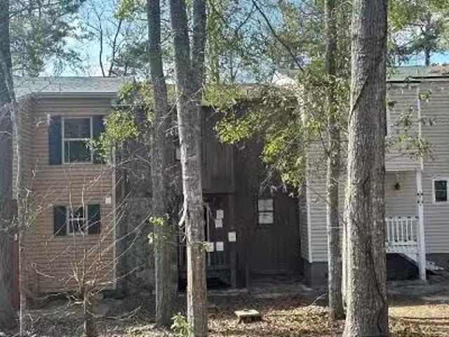 Cross Creek Way Apt 2