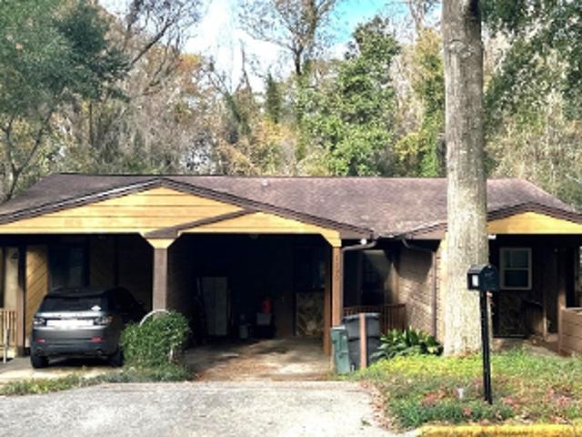 Cross Creek Cir