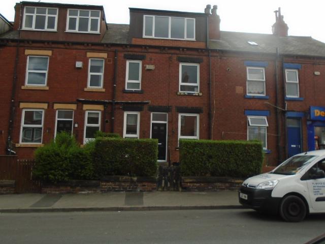 Cross Flatts Grove, Beeston, Leeds LS11, 2 bed terraced house to rent, £850 pcm | PrimeLocation