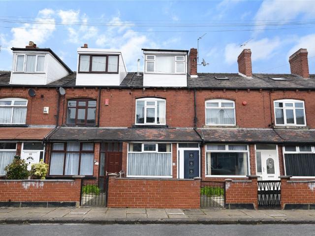 Cross Flatts Place, Leeds, West Yorkshire LS11, 4 bed terraced house to rent, £1,200 pcm | PrimeLocation