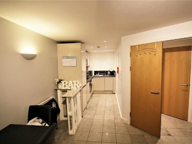 Cross Granby Terrace, Leeds 2 bed flat to rent £1,257 pcm £290 pw