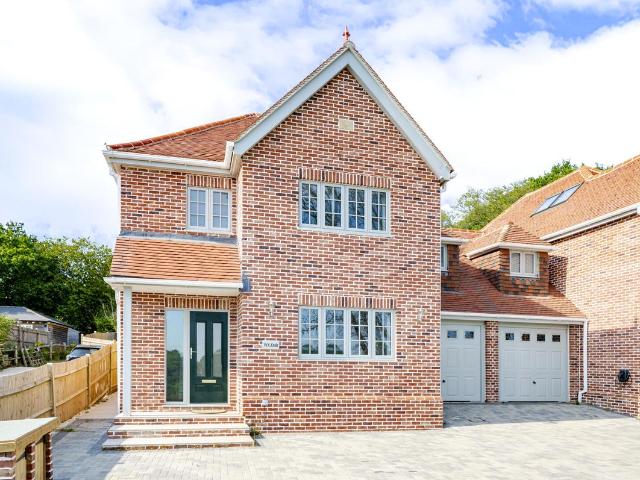 Cross In Hand, Heathfield TN21, 4 bed semi detached house to rent, £3,250 pcm | PrimeLocation