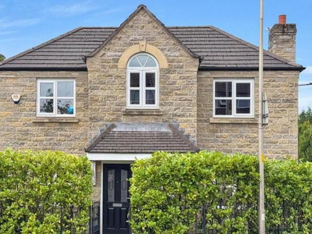 Cross Lane, Marple, 4 Bedroom Detached