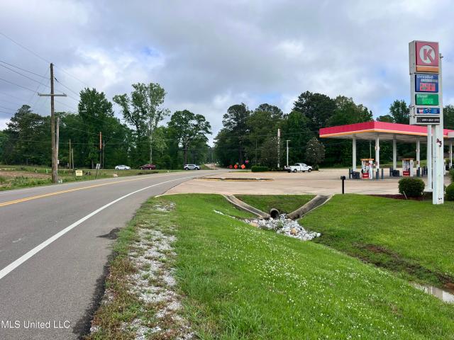 Cross Park Drive, Pearl, MS 39208