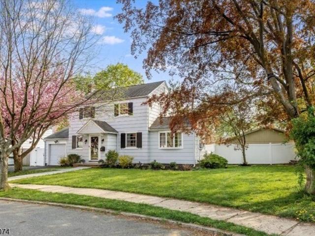 Cross Pl, Glen Ridge Boro Township, Home For Sale