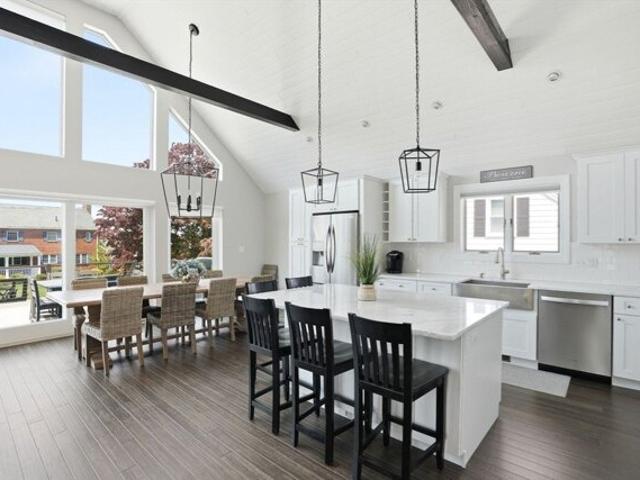 Cross Rd, Bourne, Home For Sale