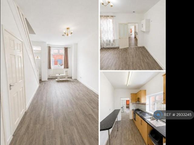 Cross Road, Coventry, CV6 3 bed terraced house to rent £1,099 pcm £254 pw