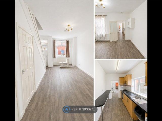 Cross Road, Coventry CV6, 3 bed terraced house to rent, £1,099 pcm | PrimeLocation