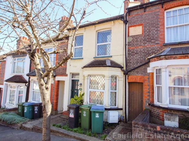 Cross Road, Watford WD19, 2 bed terraced house to rent, £1,750 pcm | PrimeLocation