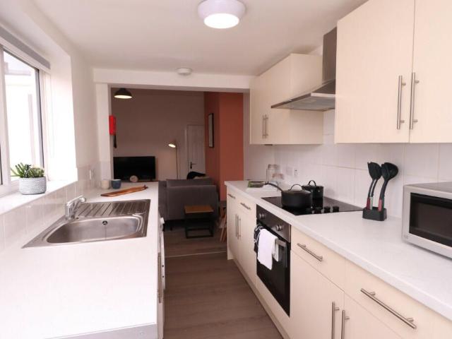 Cross Street, Lincoln LN5, 4 bed shared accommodation to rent, £478 pcm | PrimeLocation