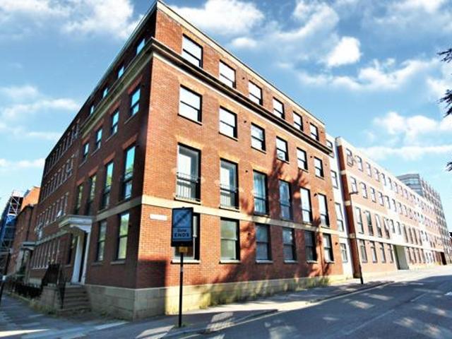 Cross Street, Preston, 2 Bedroom Apartment