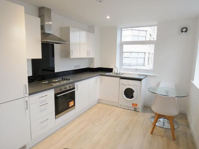 Cross Street, Preston PR1, 2 bed flat to rent, £850 pcm | PrimeLocation