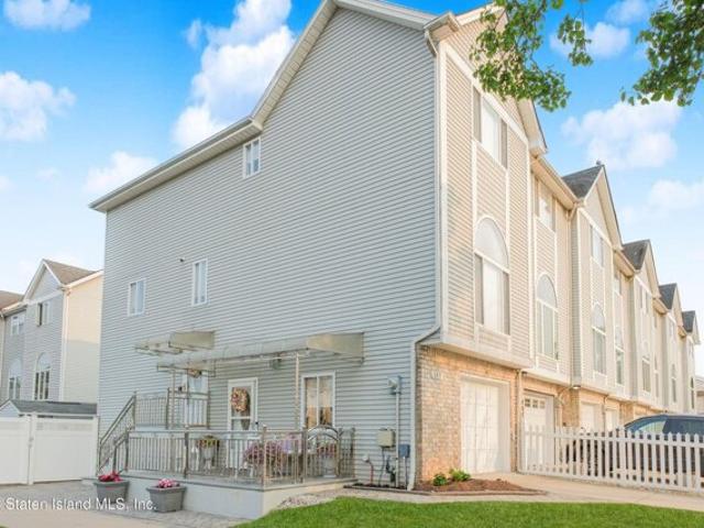 Crossfield Ave, Staten Island, Home For Sale
