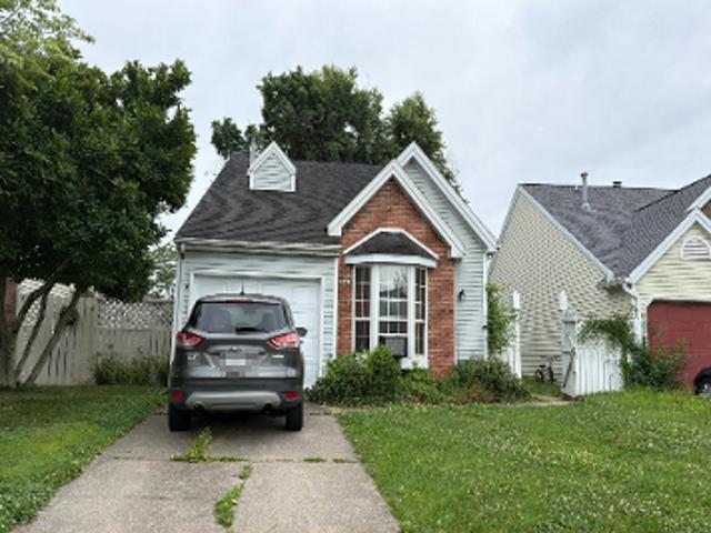 Crossfield Dr