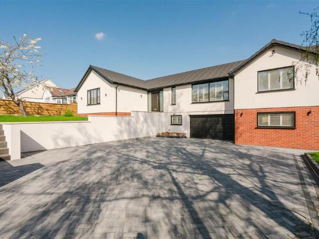 Crossfield Drive, Worsley, Manchester 5 bed detached house to rent £6,000 pcm £1,385 pw