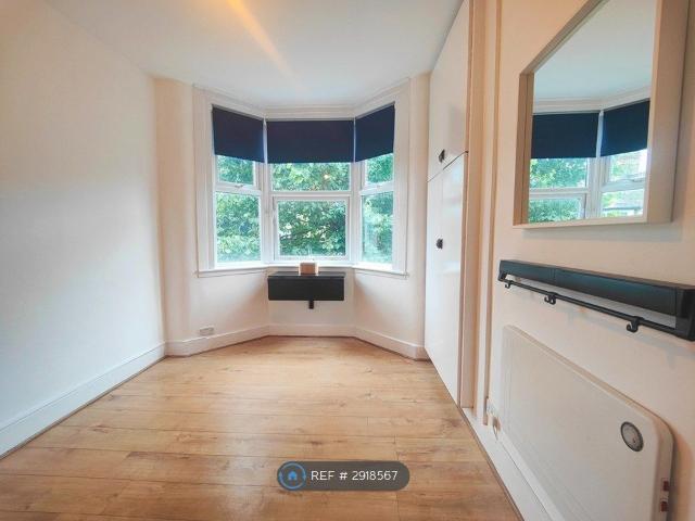 Crossfield Road, London N17, Studio to rent, £995 pcm | PrimeLocation