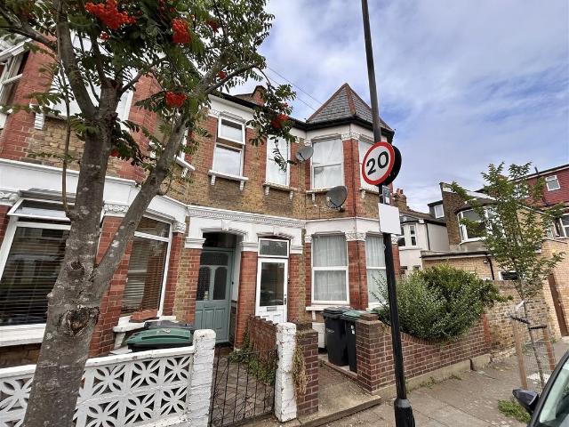 Crossfield Road, London N17, Studio to rent, £1,150 pcm | PrimeLocation