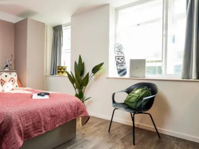 Crosshall Street, Pride Quarter, Liverpool, L1 6DQ, United Kingdom | 40 bed apartment for rent #163405081 | Rentberry