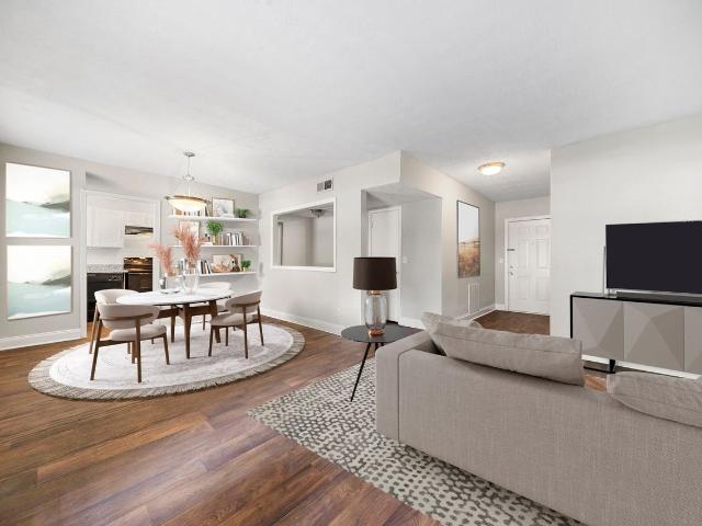 Crossing at Henderson Mill 3 Bedroom Apartment for Rent at 3340 Lansbury Village Dr, Atlanta, GA 30341