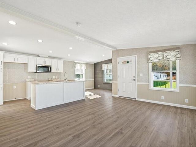 Crossing Manor Dr, Berlin, Property For Sale