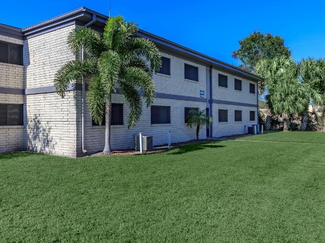 Crossings at 66th 2 Bedroom Apartment for Rent at 6522 54th Ave N, Saint Petersburg, FL 33709