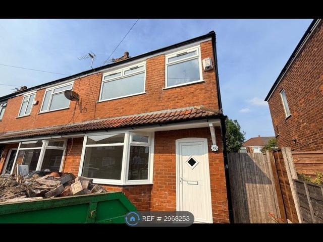 Crossland Road, Manchester M43, 3 bed semi detached house to rent, £1,200 pcm | PrimeLocation