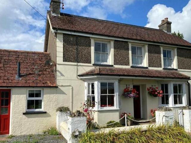Crosslanes, Kilgetty, 4 Bedroom Detached