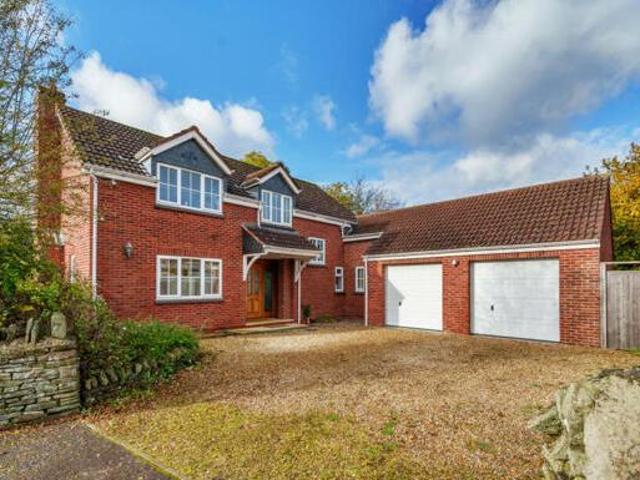 Crossleaze Road, Hanham, 4 Bedroom Detached