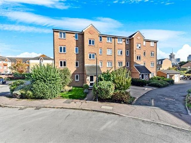 Crosslet Vale, Greenwich 2 bed flat to rent £1,900 pcm £438 pw