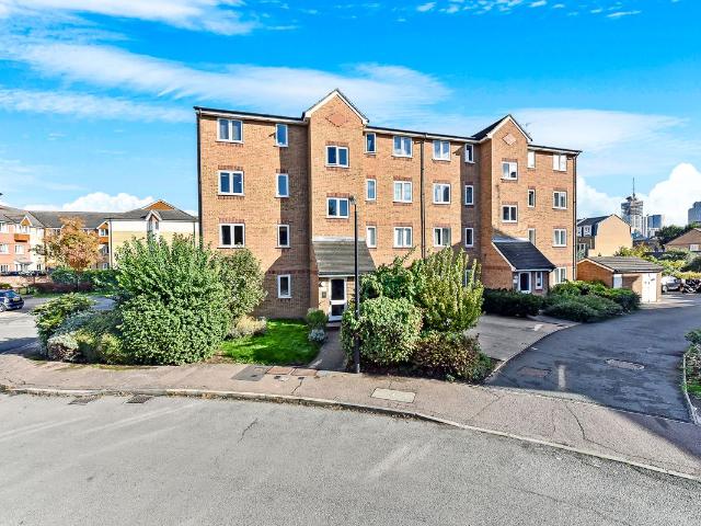 Crosslet Vale, Greenwich SE10, 2 bed flat to rent, £1,900 pcm | PrimeLocation