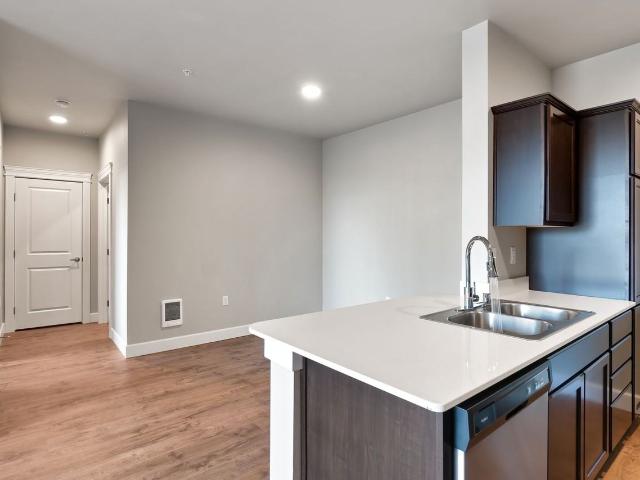 Crossroads on Crosby 1 Bedroom Apartment for Rent at 2121 Barnes Ct Sw, Tumwater, WA 98512