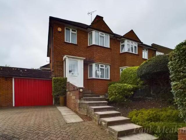 Crossways, South Croydon 3 bed semi detached house for sale.