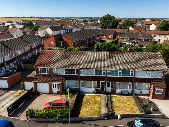 Crosswell Close, North Petherton TA6, 3 bed terraced house to rent, £1,250 pcm | PrimeLocation