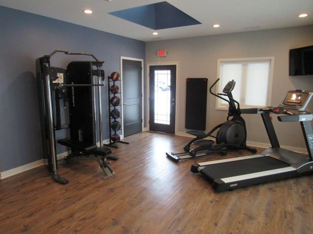 Crosswinds Apartments 1 Bedroom Apartment for Rent at 950 S 69th St, Omaha, NE 68106 Elmwood Park