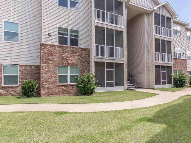 Crosswinds Apartments 2 Bedroom Apartment for Rent at 1500 Lewis Turner Blvd, Fort Walton Beach, FL 32547