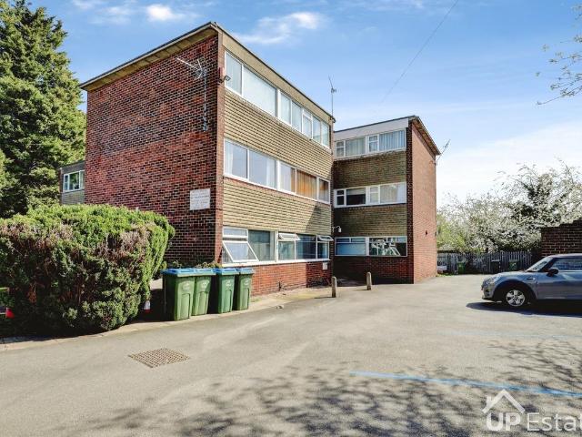 Crathie Close, Coventry CV2, 2 bed flat to rent, £785 pcm | PrimeLocation