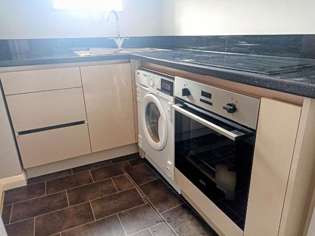 Craufurd Rise, Maidenhead SL6, 1 bed flat to rent, £950 pcm | PrimeLocation