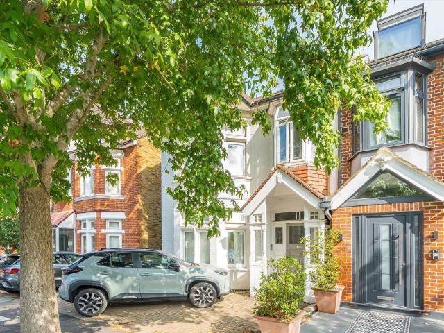 Craven Avenue, Ealing W5, 1 bed flat to rent, £1,800 pcm | PrimeLocation