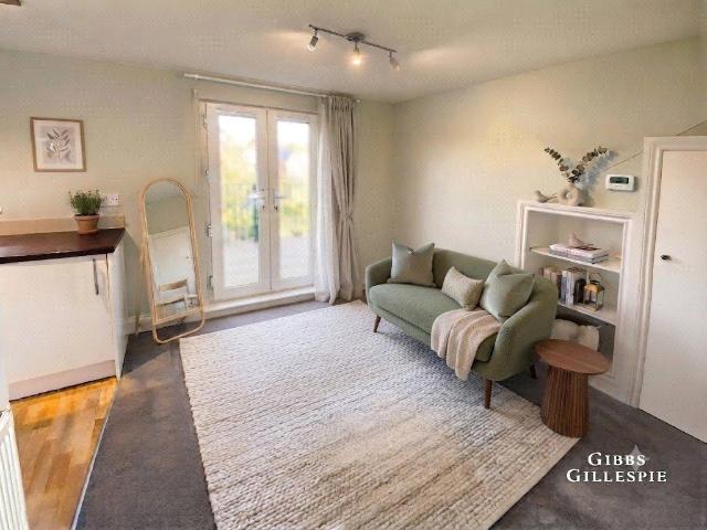 Craven Avenue, London, W5 1 bed flat to rent £1,800 pcm £415 pw