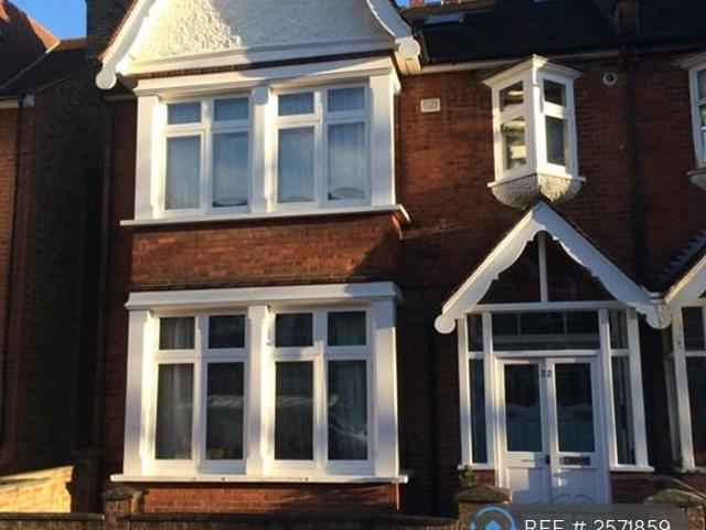 Craven Avenue, London, W5 2 bed flat to rent £1,950 pcm £450 pw